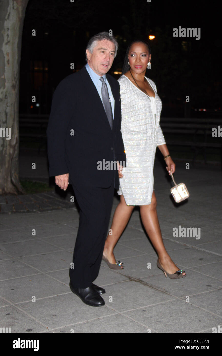 Robert De Niro and Grace Hightower attends the Vanity Fair party for ...
