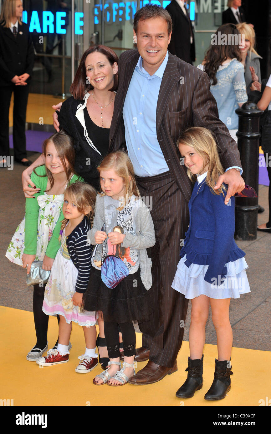 Peter Jones and family Hannah Montana UK premiere held at the Odeon ...