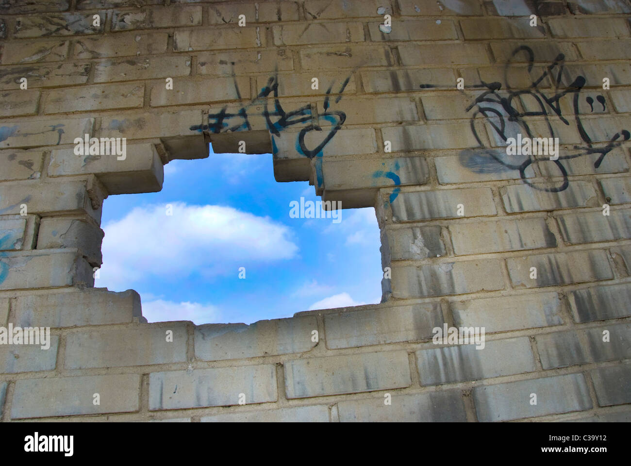 hole in a wall Stock Photo - Alamy