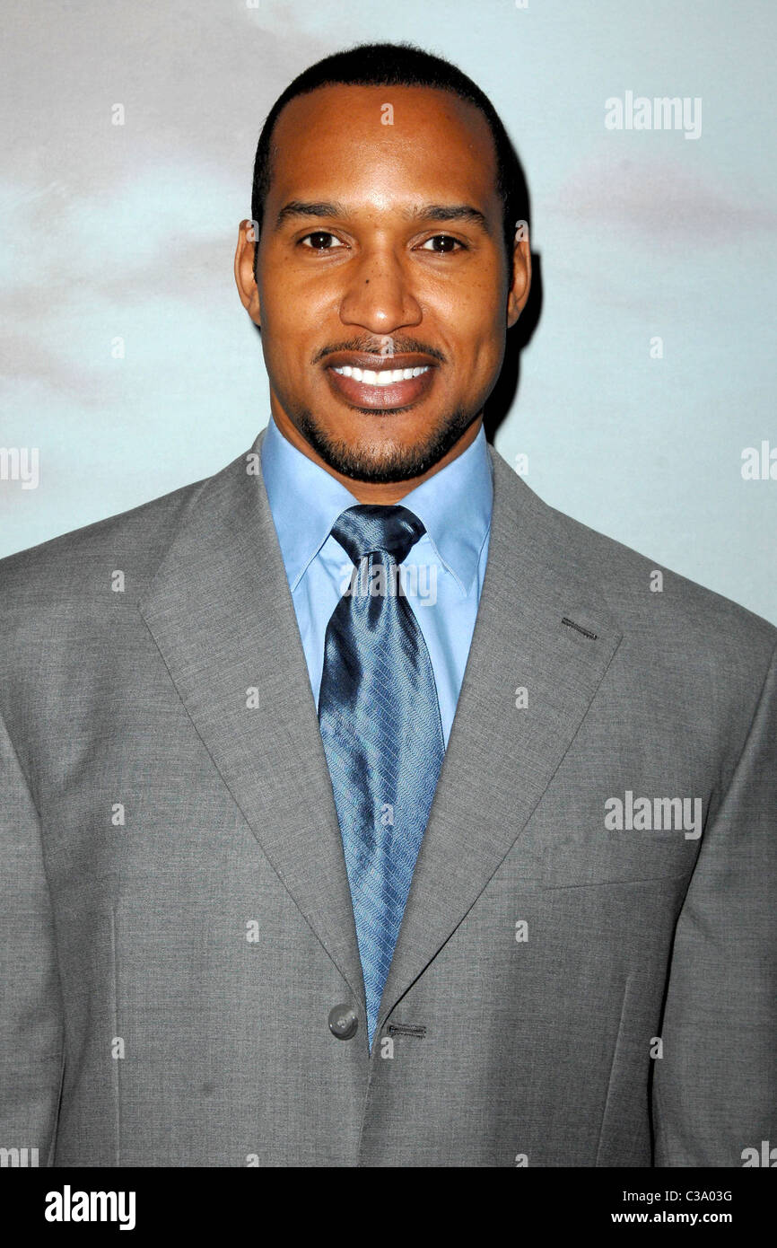 Esposa De Henry Simmons
