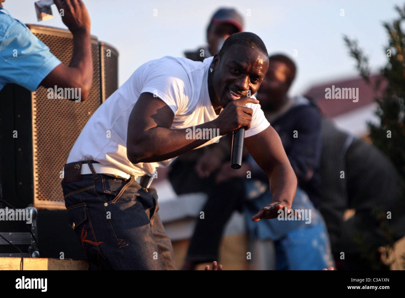 Akon performing on the set of his new music video. Soweto, South Africa ...
