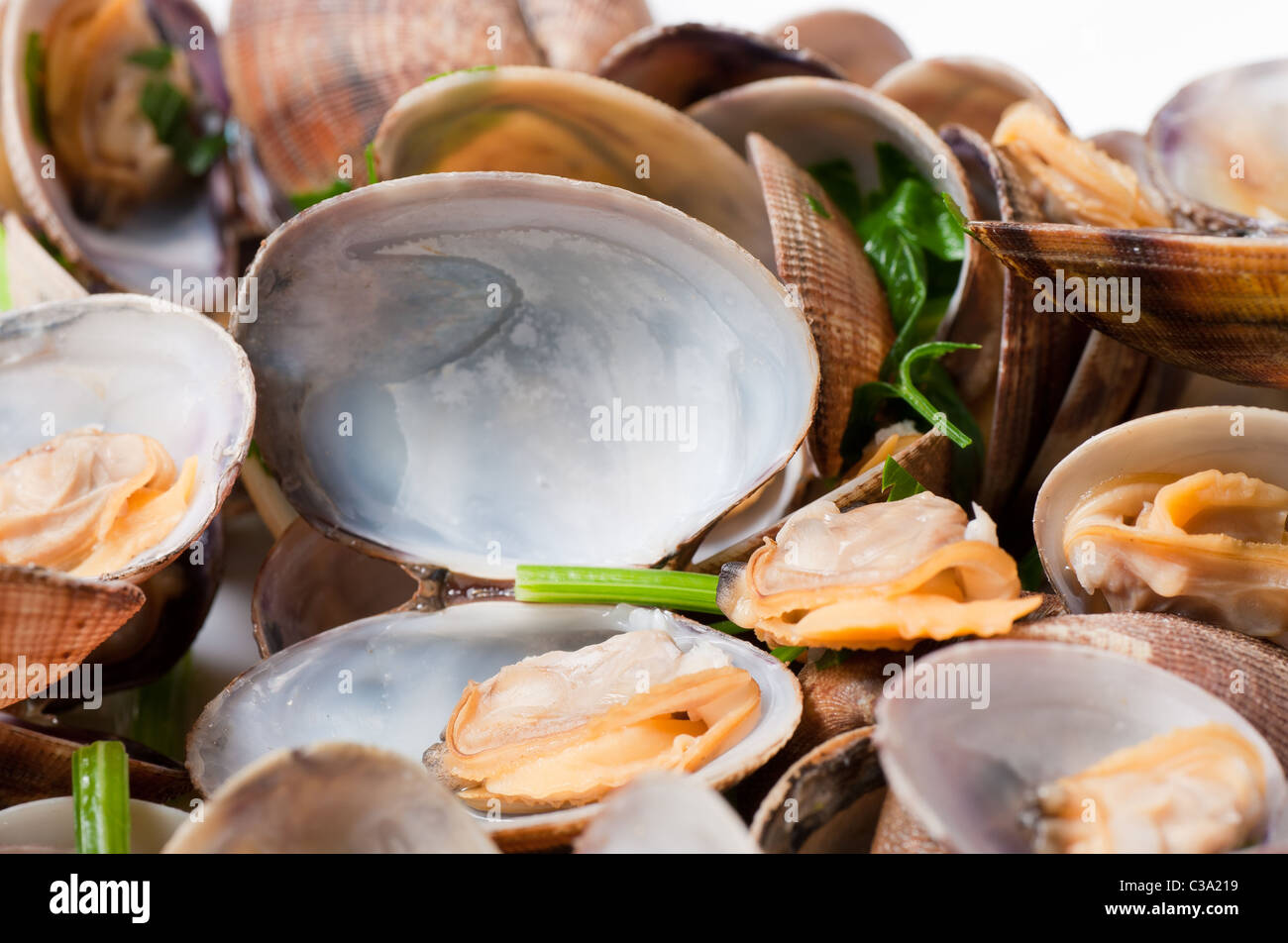 Chopped clams hi-res stock photography and images - Alamy
