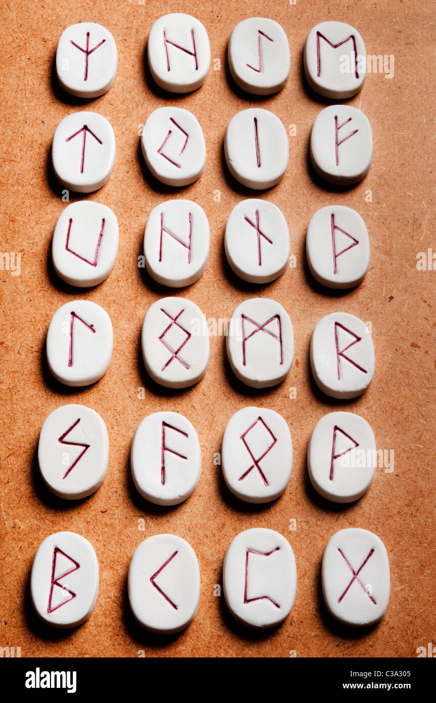 Runes stones hi-res stock photography and images - Alamy