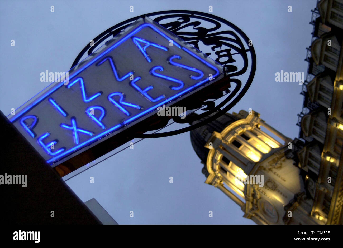Exterior of a Pizza Express restaurant Stock Photo - Alamy