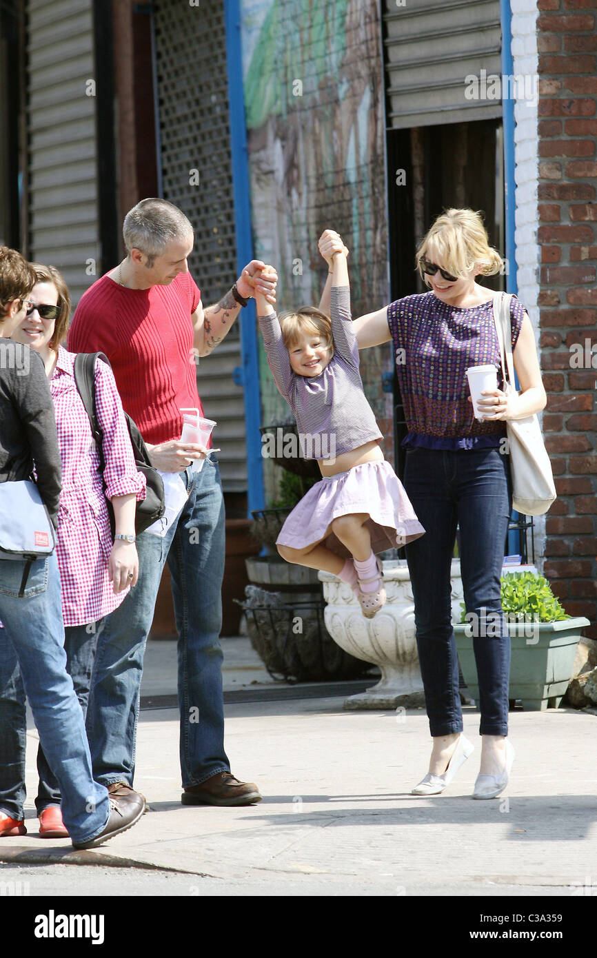 Michelle Williams and Matilda Ledger out and about in Brooklyn enjoying ...