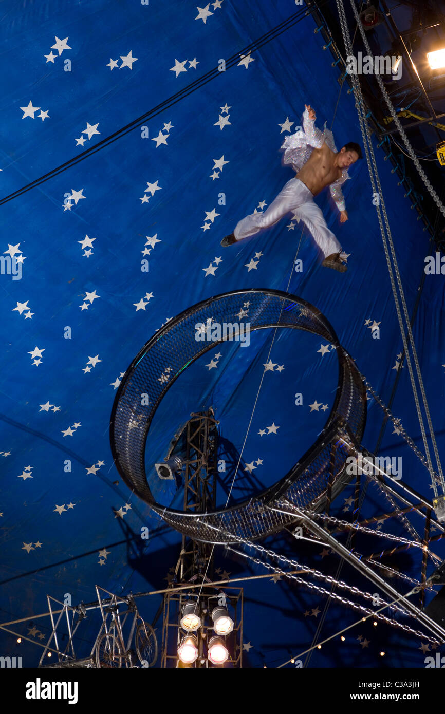 Flying circus hi-res stock photography and images - Alamy