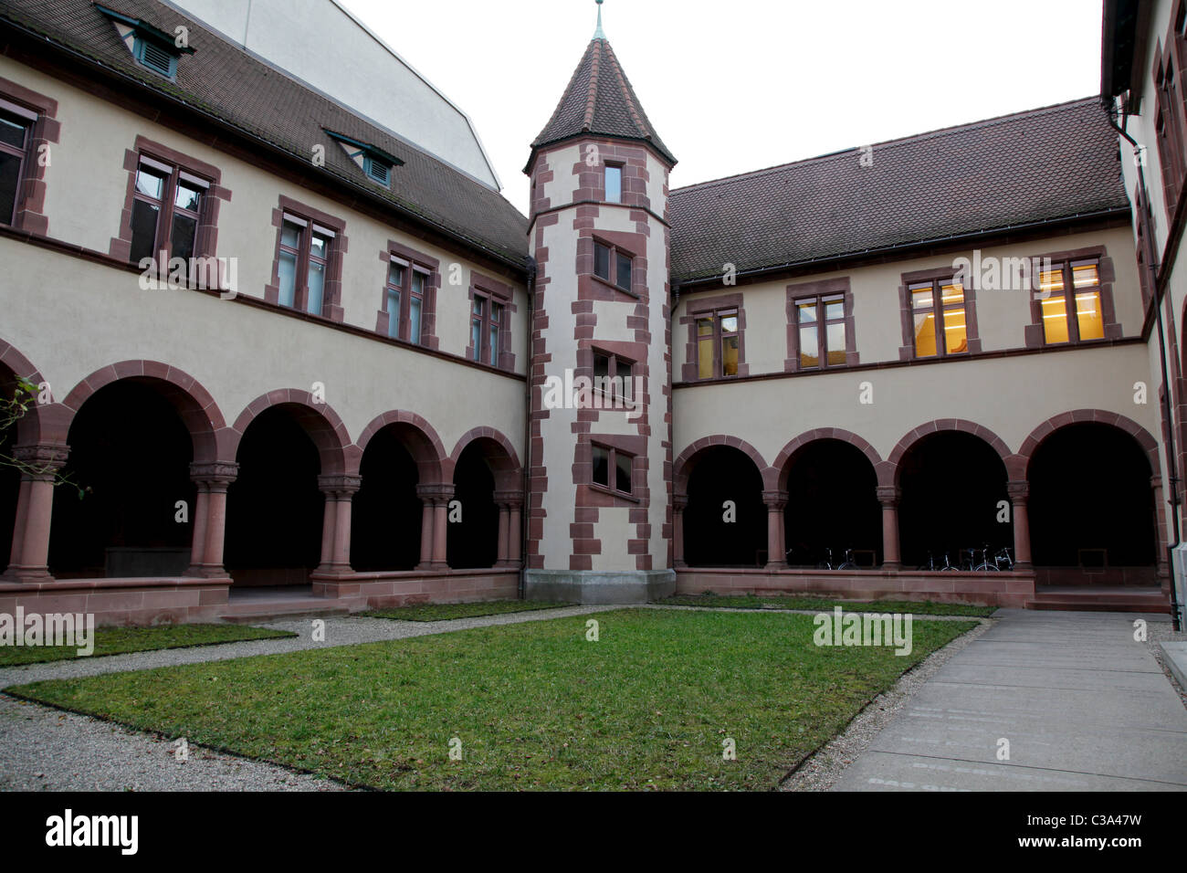 Swiss courtyard hi-res stock photography and images - Alamy