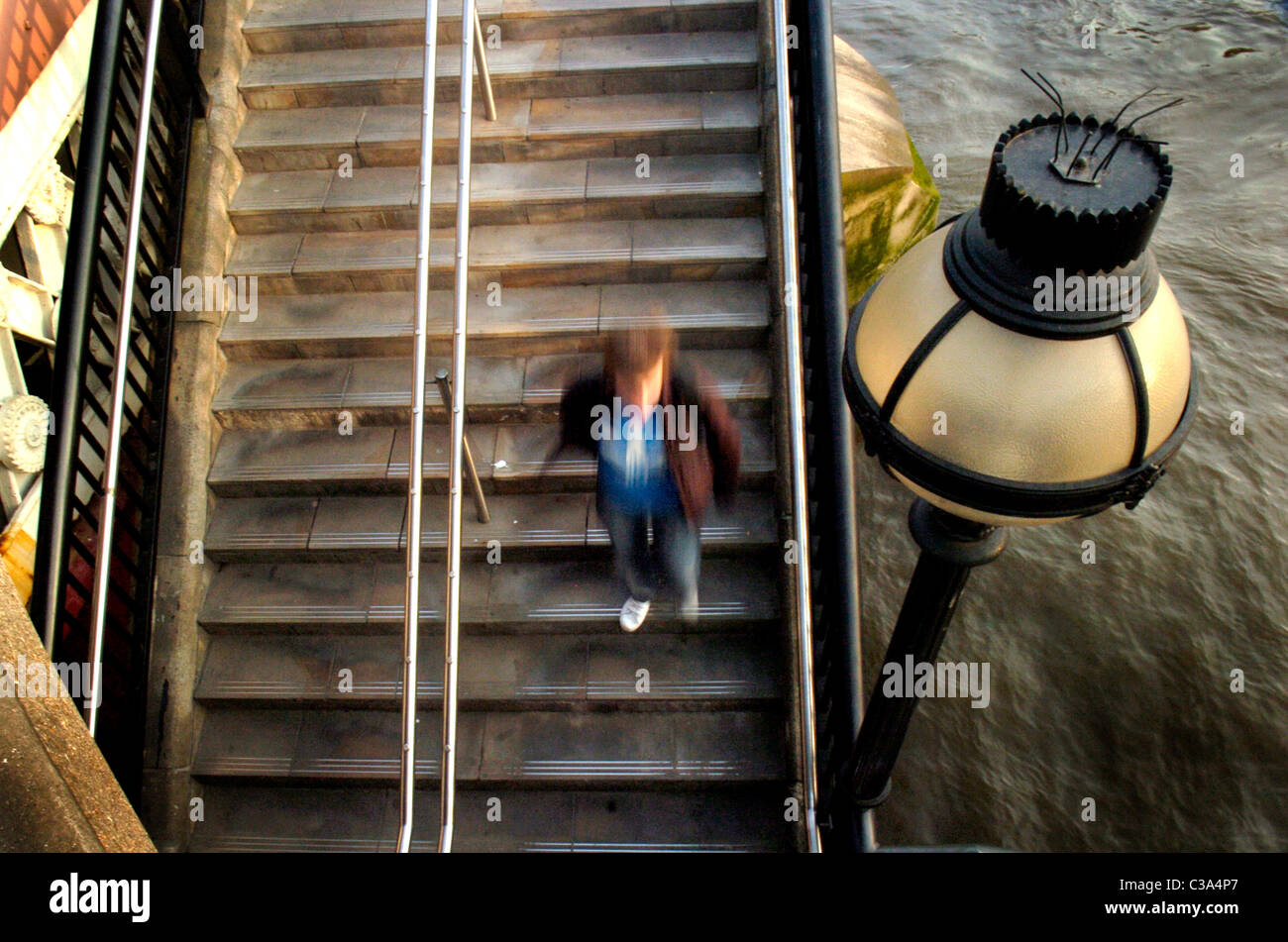River thames stairs hi-res stock photography and images - Alamy