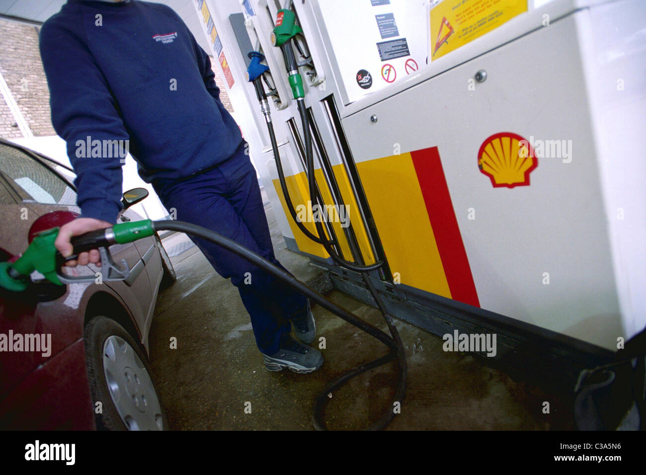 Shell plc hi-res stock photography and images - Alamy