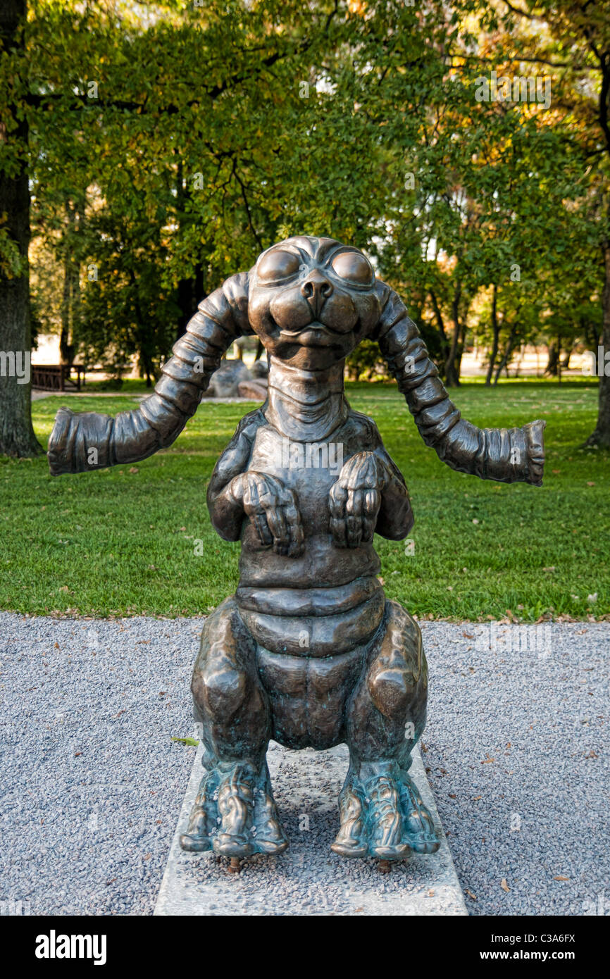 Alien statue hi-res stock photography and images - Alamy