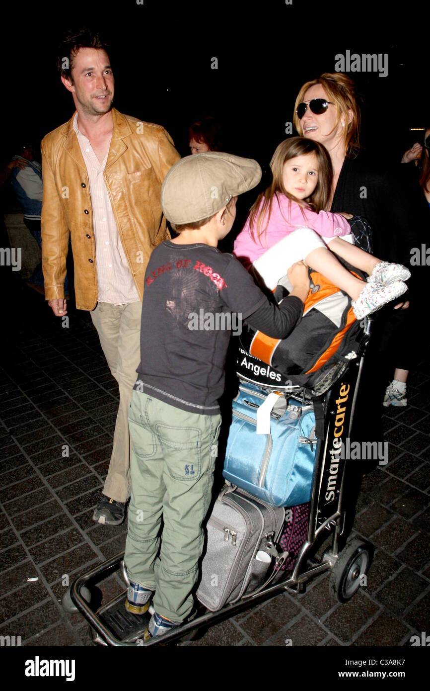 Noah Wyle, Owen Wyle, Tracy Warbin and Auden Wyle Noah Wyle and family ...