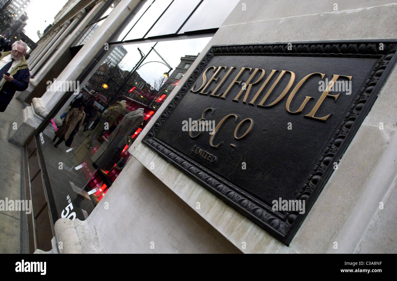 selfridges branding outside the Oxford Street store, London Stock Photo ...