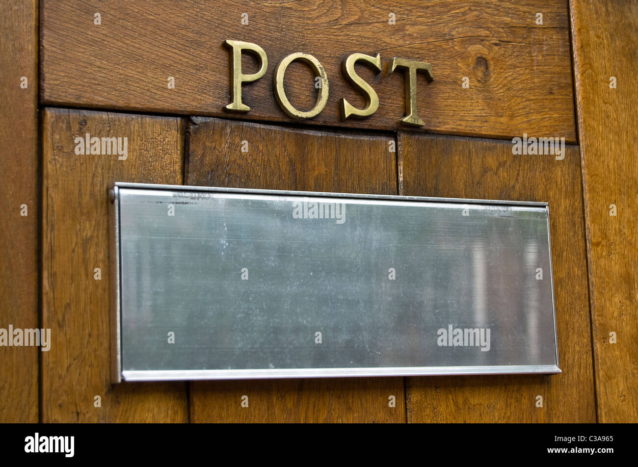 Delivery slot hi-res stock photography and images - Alamy