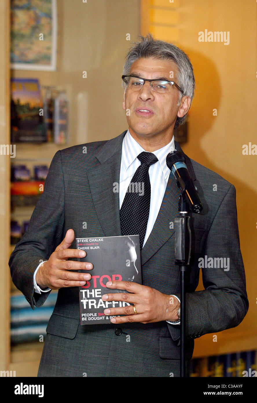 Mr. Steve Chalke 'Stop the Traffik: People Shouldn't Be Bought and Sold ...