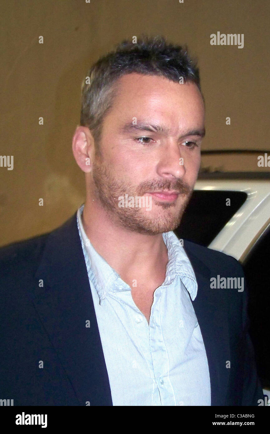 Balthazar Getty greets fans outside the El Capitan Theatre in Hollywood ...
