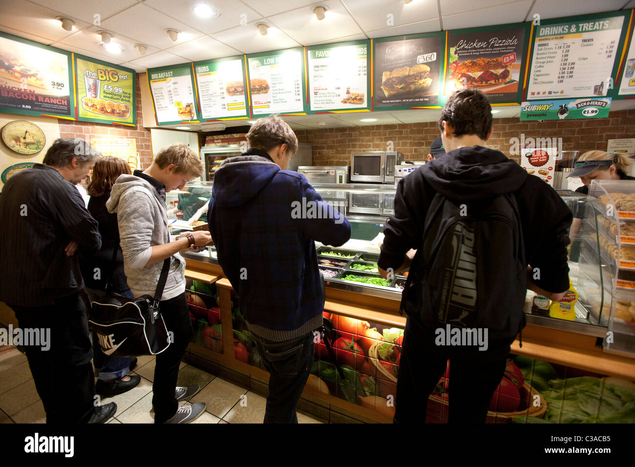 Subway hi-res stock photography and images - Alamy