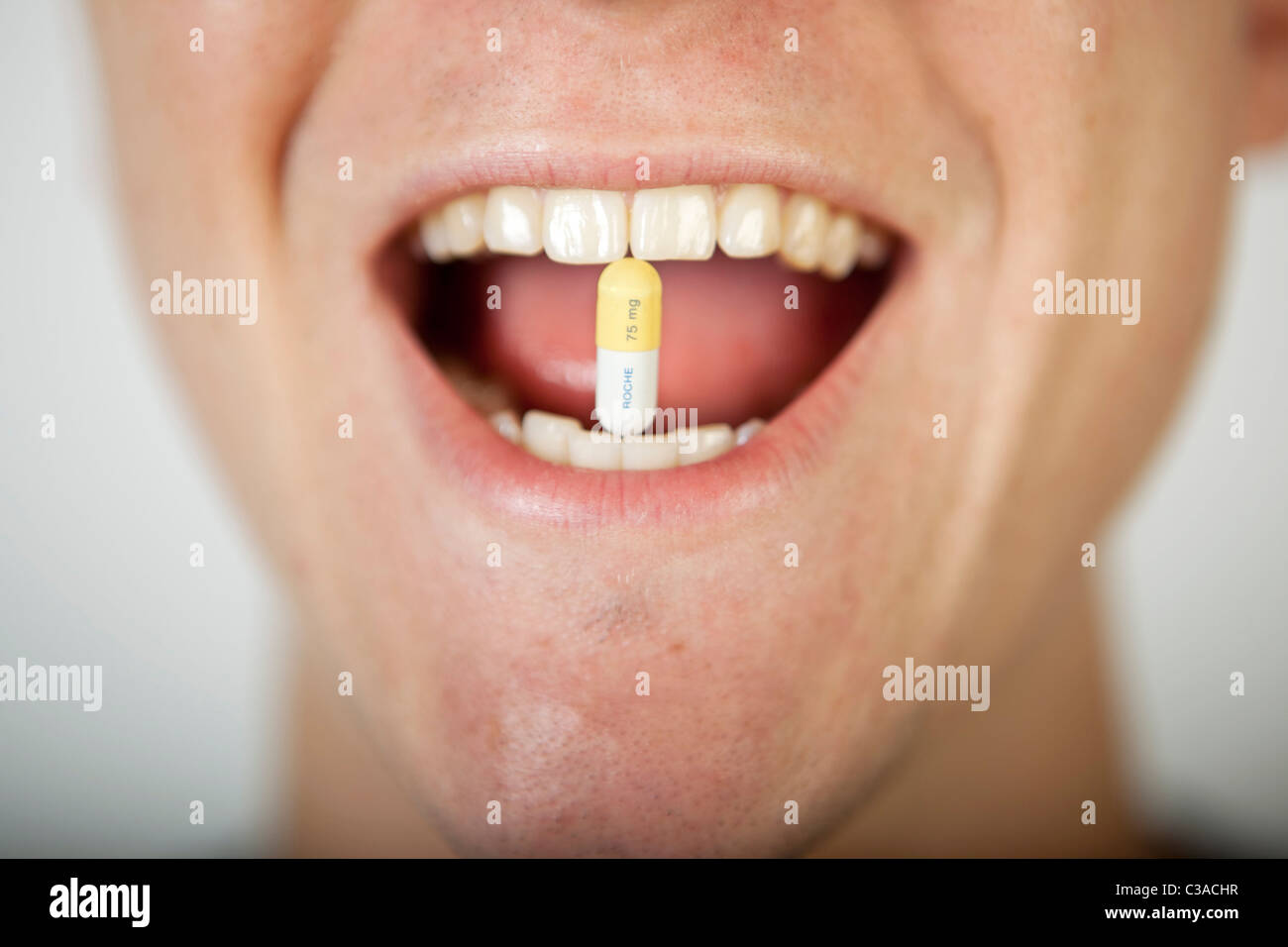 Illustrative image of a Tamiflu tablet Stock Photo - Alamy