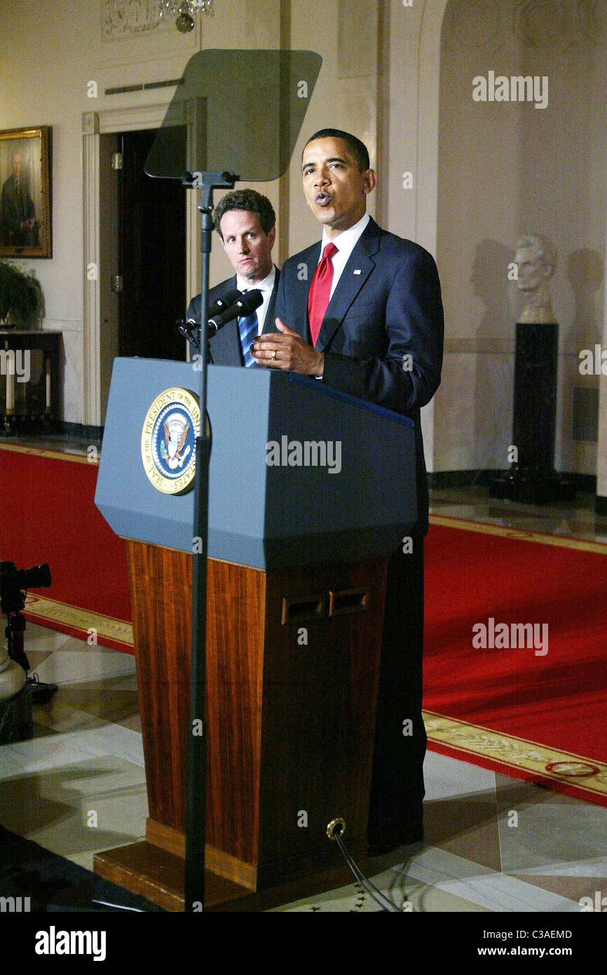 President Barack Obama, Secretary of the Treasury Timothy Geithner US ...