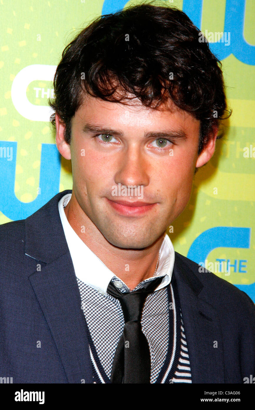 Ben Hollingsworth The CW Network 2009 UpFront - Arrivals New York City ...