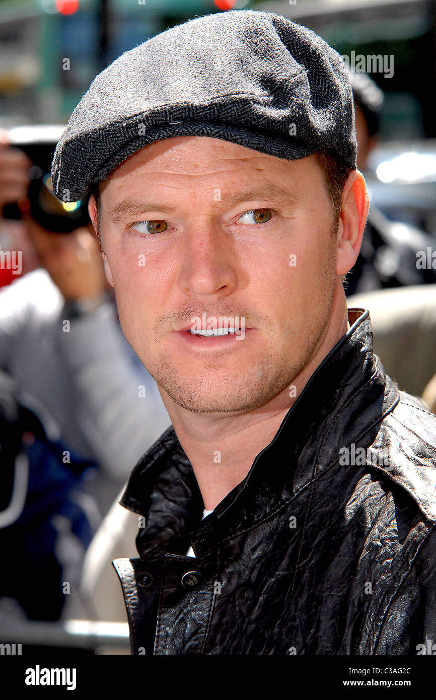 Jamie Hartman 2009 Ivor Novello Awards held at the Grosvenor House ...