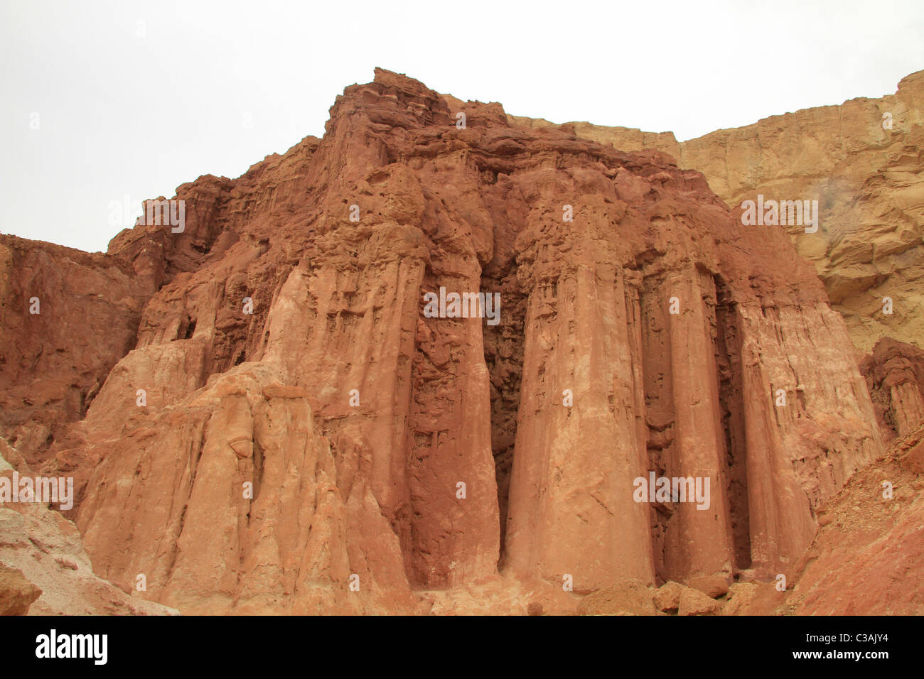 Pillars and columns hi-res stock photography and images - Alamy