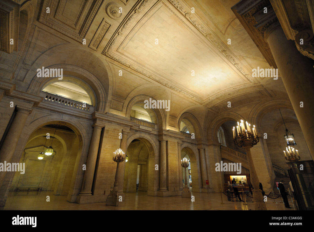 Elegant Entrance Hall High Resolution Stock Photography and Images - Alamy