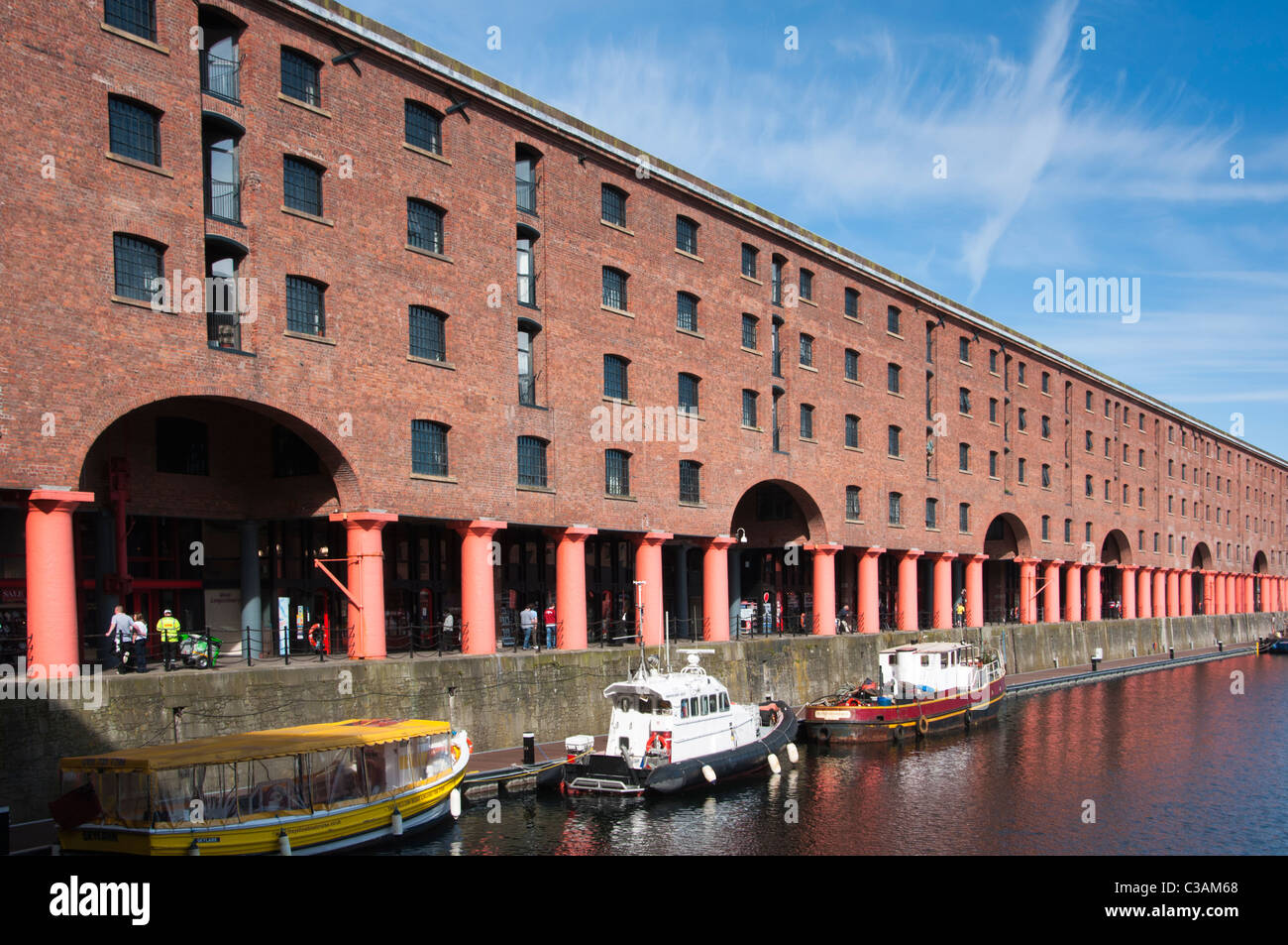 Liverpools old buildings hi-res stock photography and images - Alamy