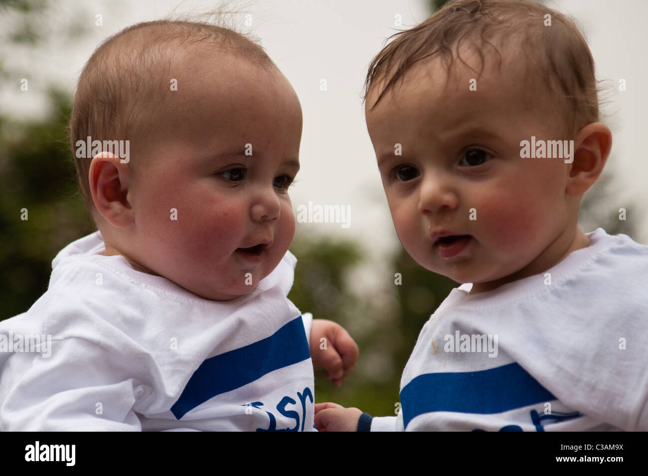 A morning in the park with babies born in the last year to new Israeli ...