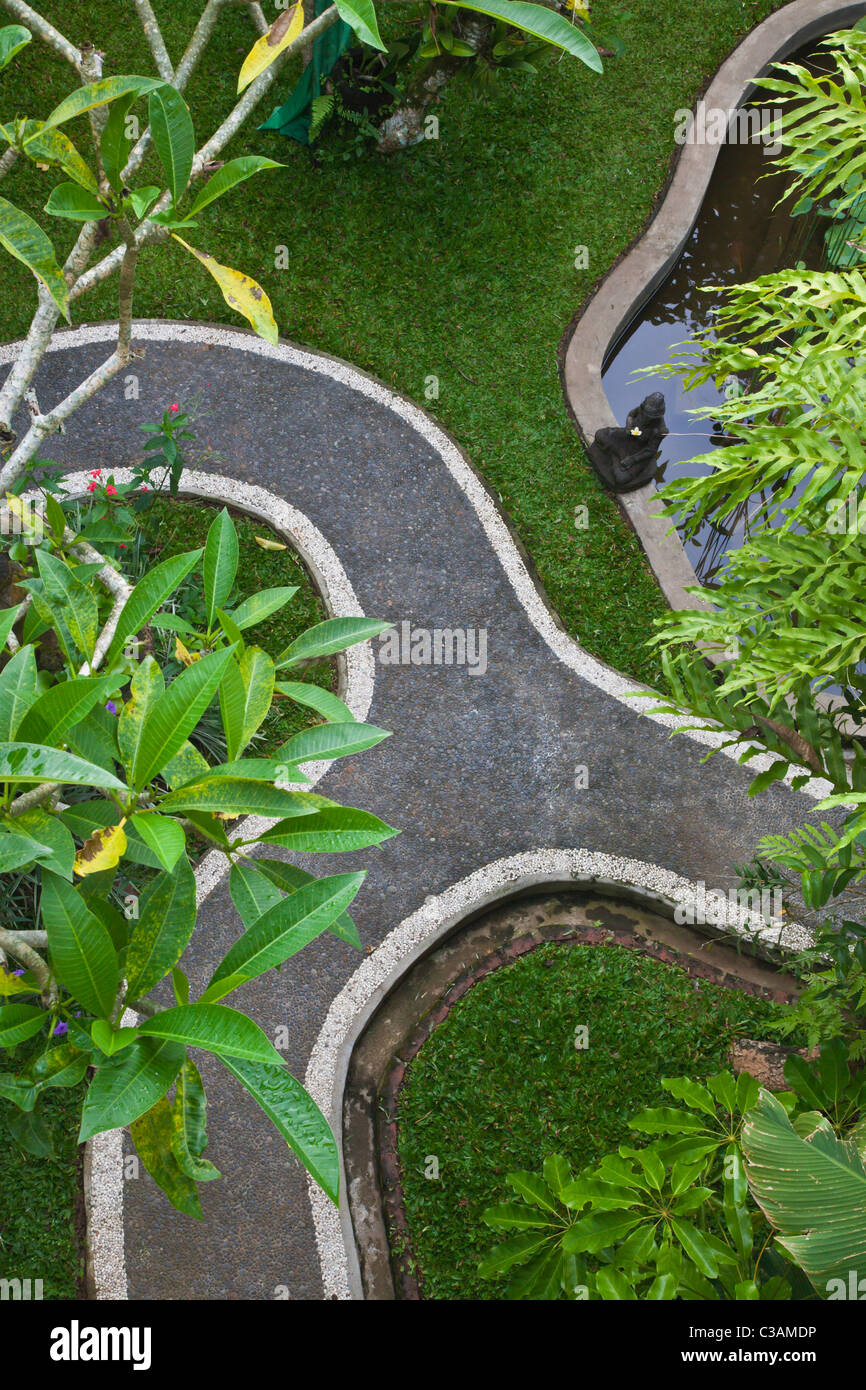 BALINESE STYLE landscaping with walkway at a HOME STAY - UBUD, BALI ...