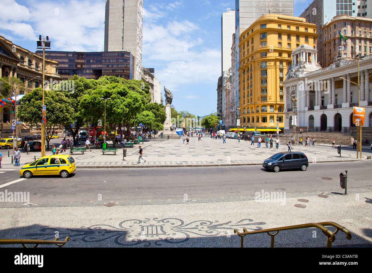 Praca floriano plaza rio de janeiro hi-res stock photography and images ...