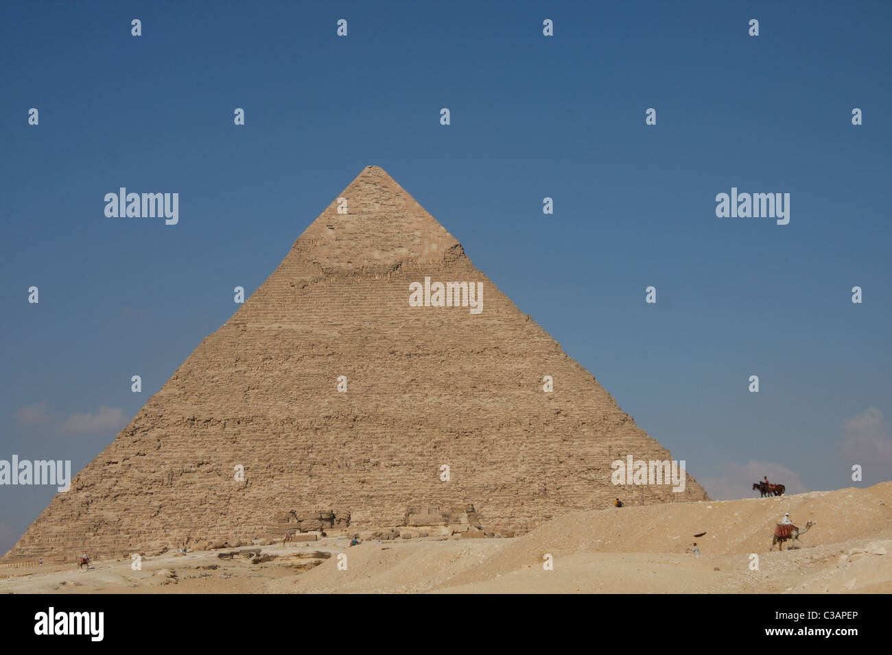 The Khafre/Chephren pyramid at Giza, Cairo, Egypt Stock Photo - Alamy