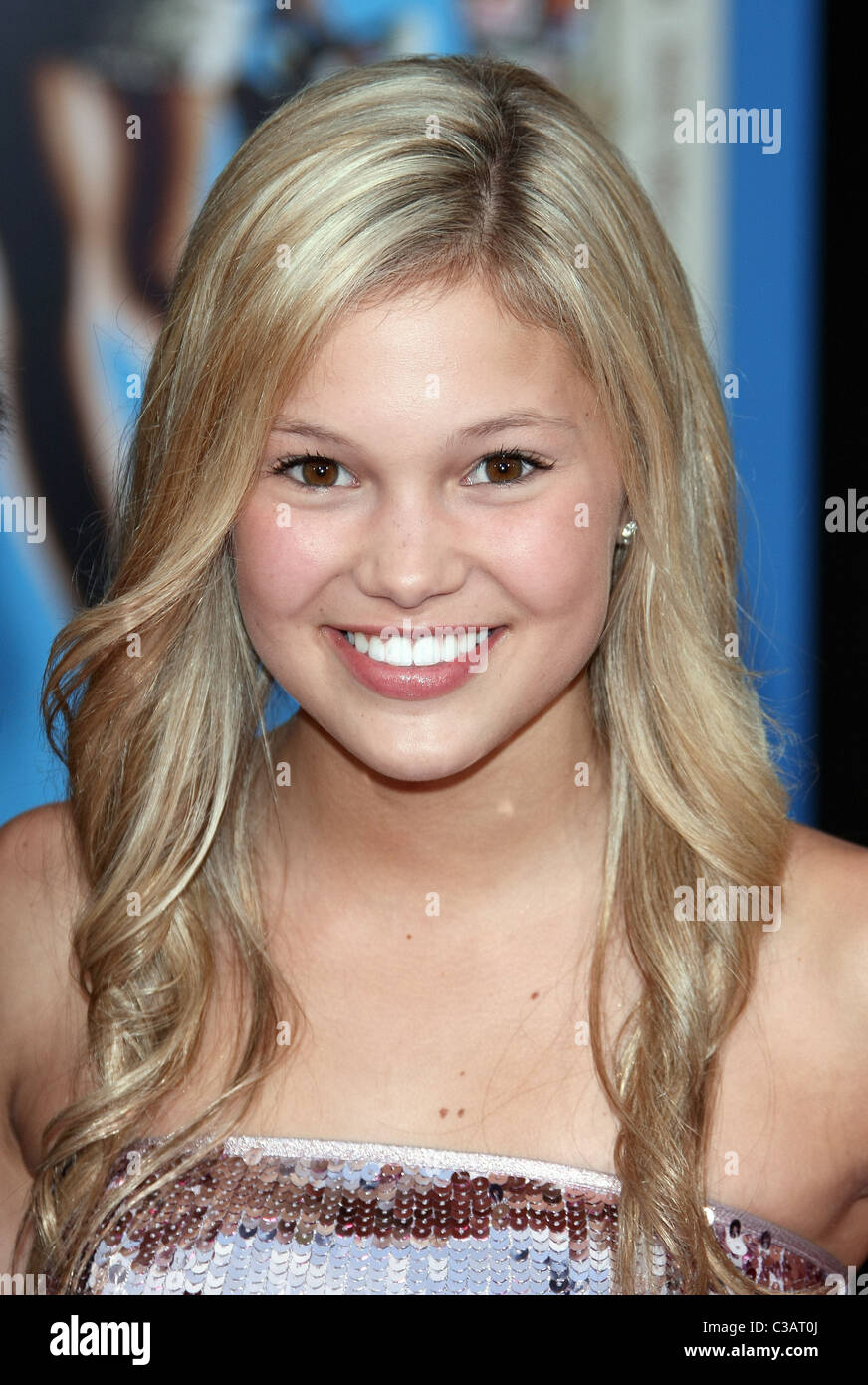 Olivia Holt's Instagram, Twitter & Facebook on IDCrawl