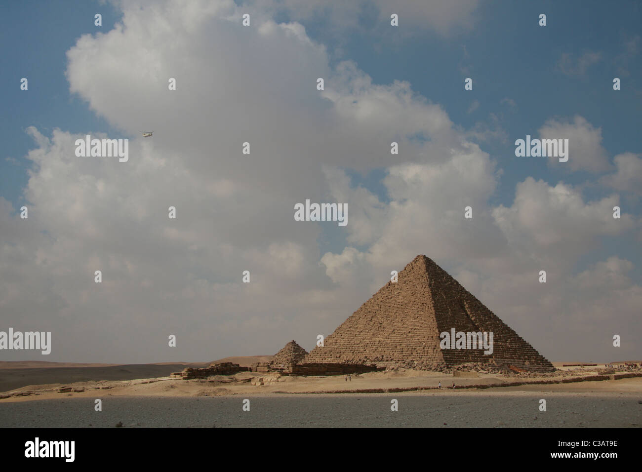 The Menkaure /Mykerinos pyramid at Giza, Cairo, Egypt Stock Photo - Alamy