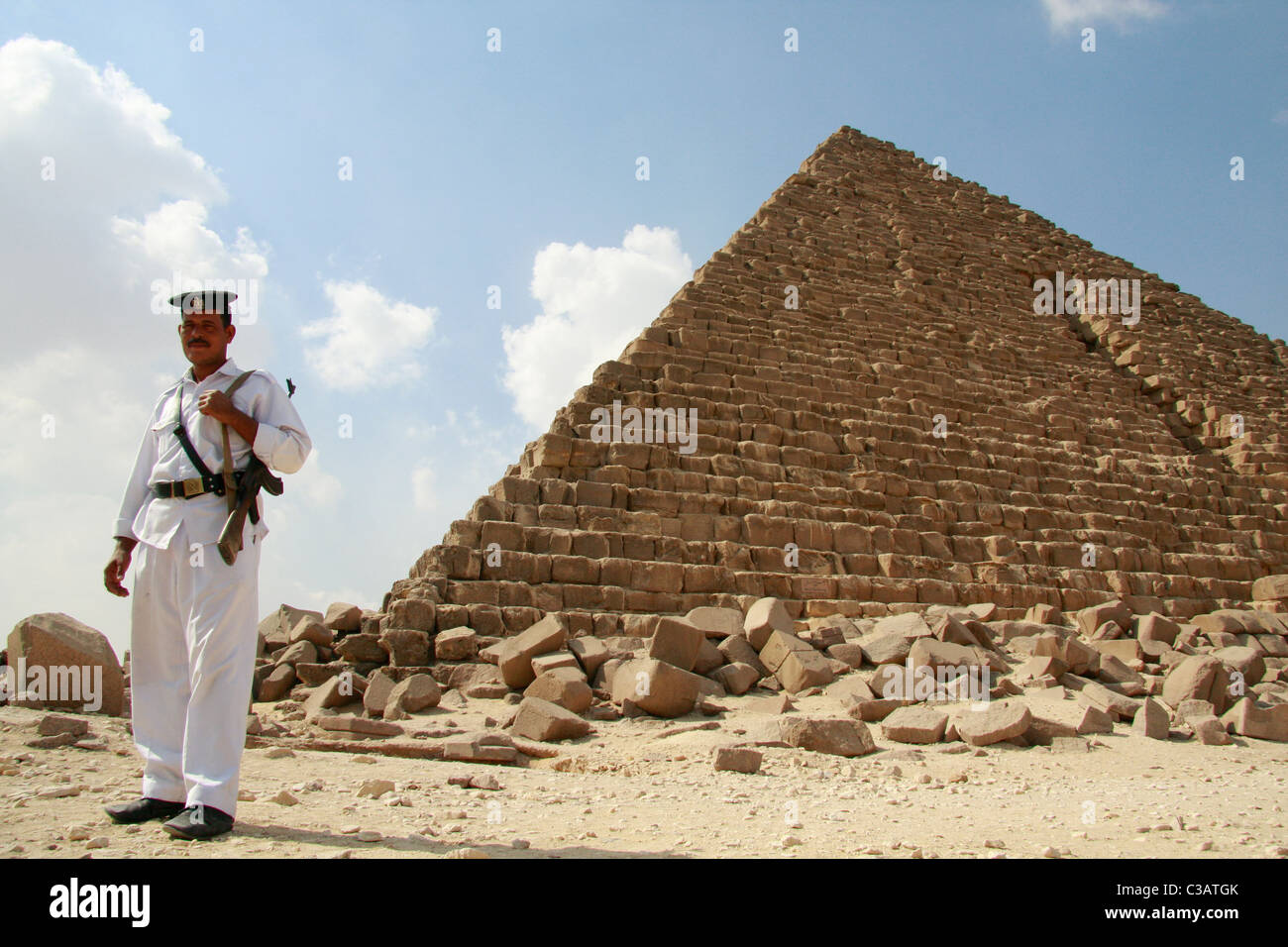 Mykerinos pyramid hi-res stock photography and images - Alamy