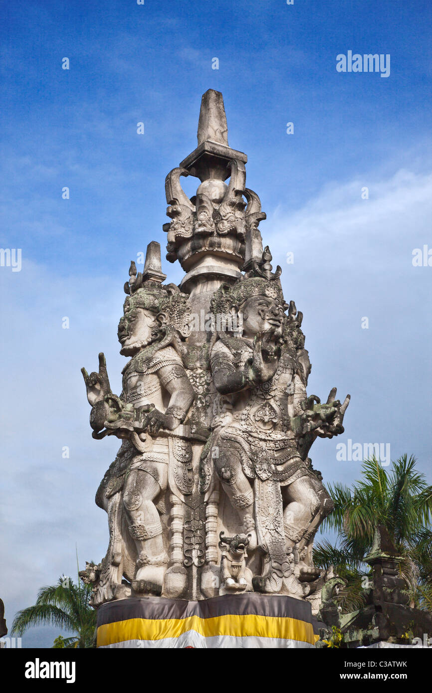 PUPUTAN MONUMENT (mass suicide rather than surrender to the Dutch) in ...