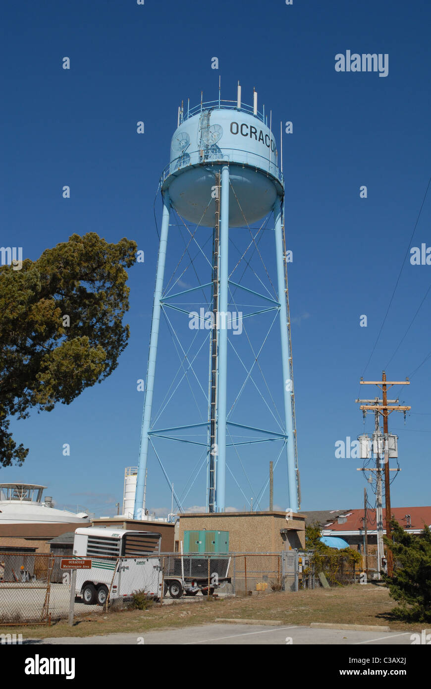 A water tank with cell phone antennas on top Stock Photo - Alamy