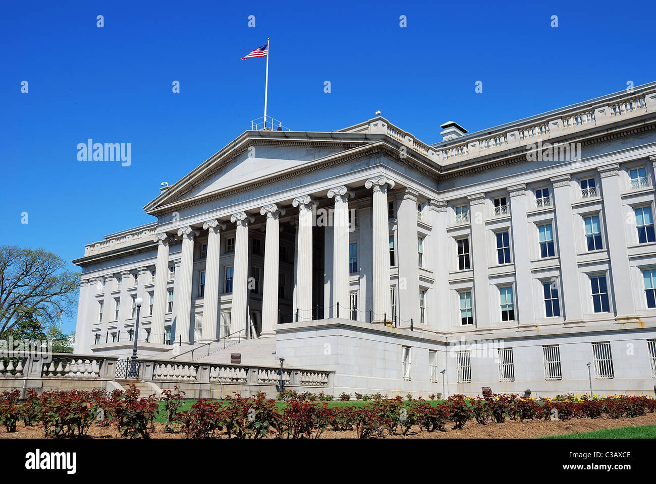 The treasury building in washington hi-res stock photography and images ...