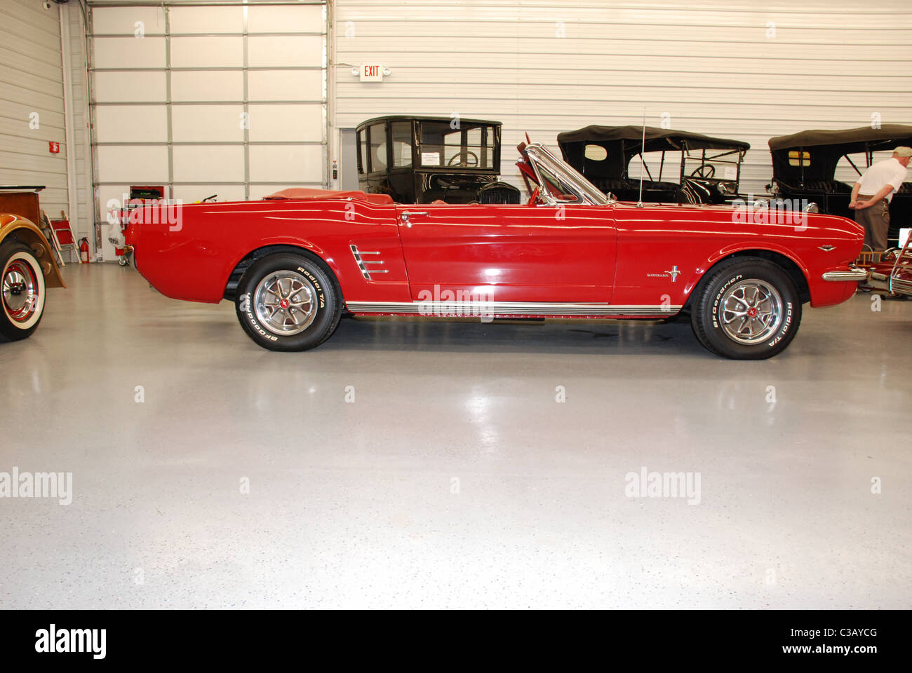 Ford Mustang Convertible Stock Photo - Alamy