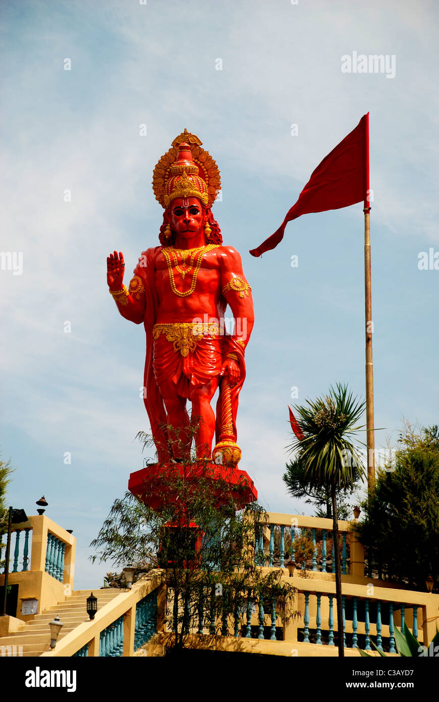 Statue of Lord Hanuman Stock Photo - Alamy