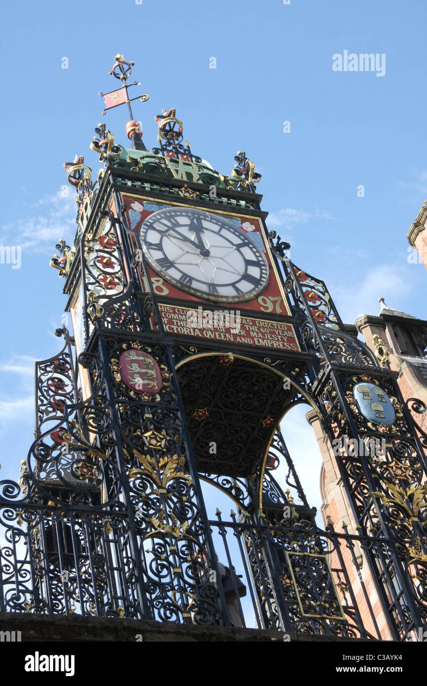 Roman chester gate hi-res stock photography and images - Alamy