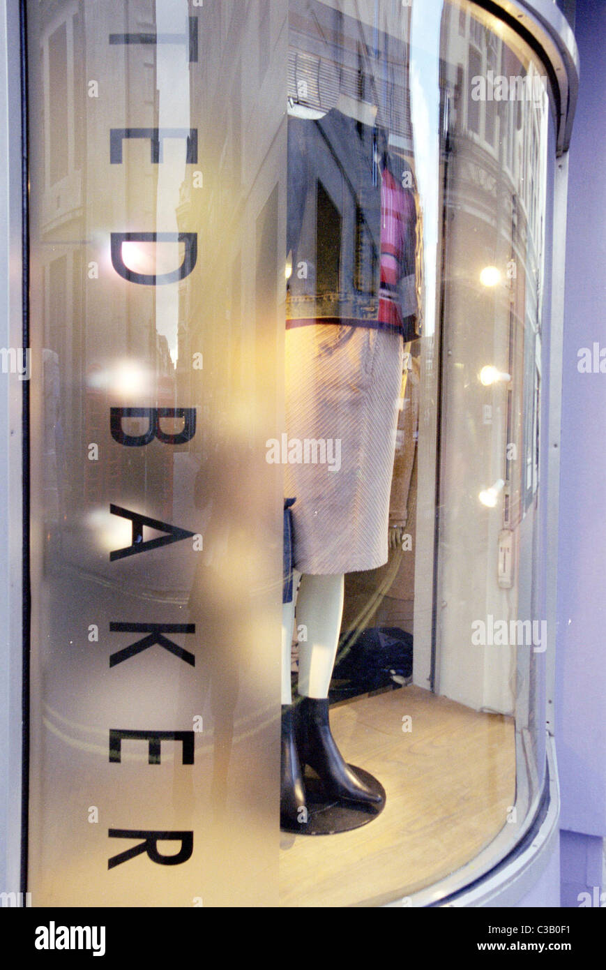 A Ted Baker window display at a store in Covent Garden Stock Photo - Alamy