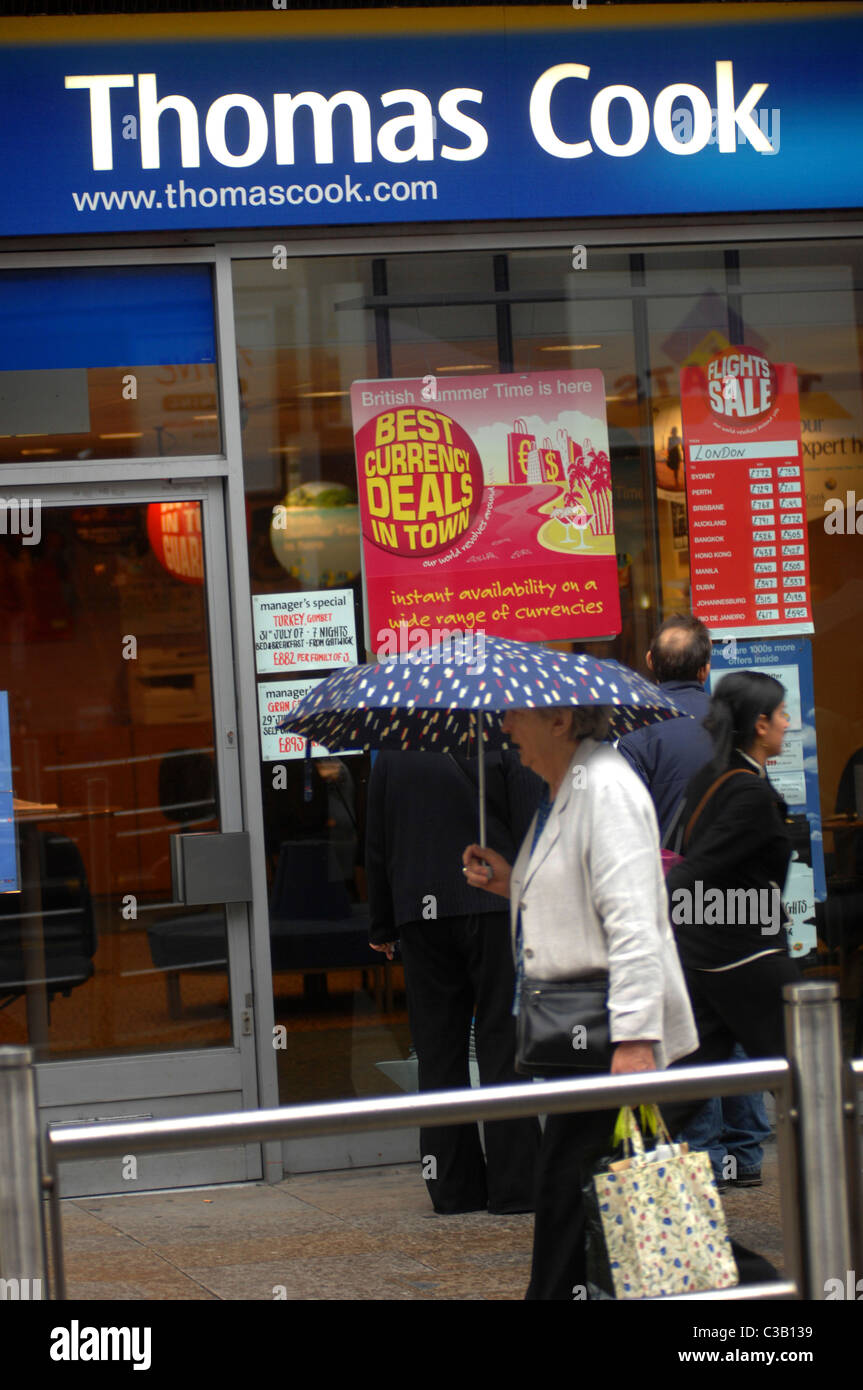 Thomas cook travel agents hi-res stock photography and images - Alamy