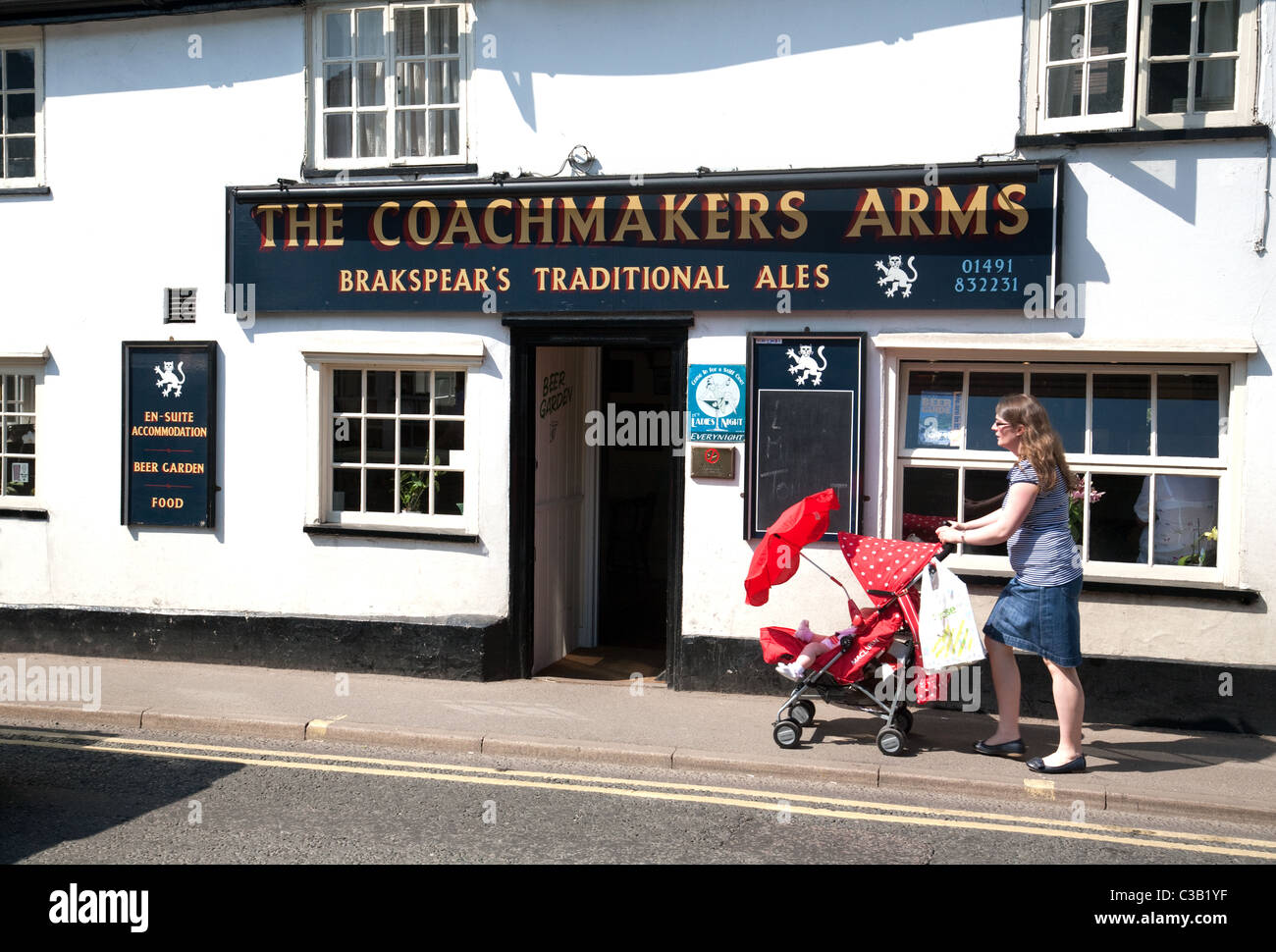 The Coachmakers Arms, a Brakspear pub in Wallingford town Oxfordshire ...