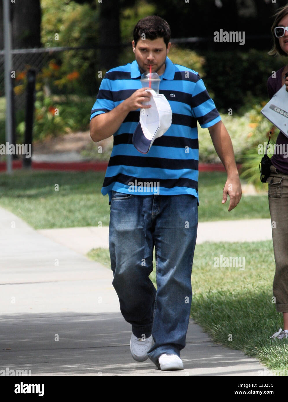 Jerry Ferrara The cast of 'Entourage' filming a scene in Pasadena Los ...