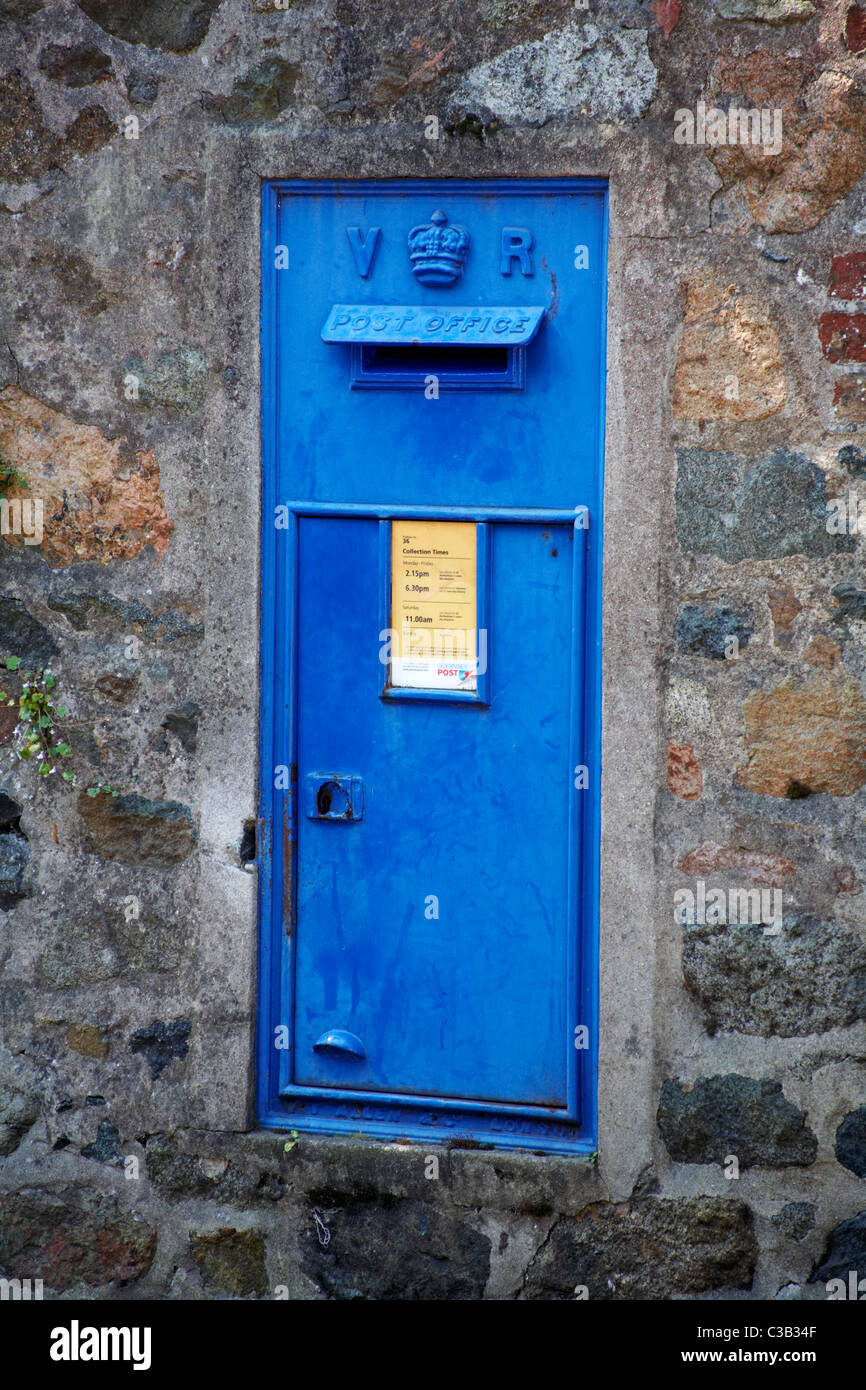 Vr letter box hi-res stock photography and images - Alamy