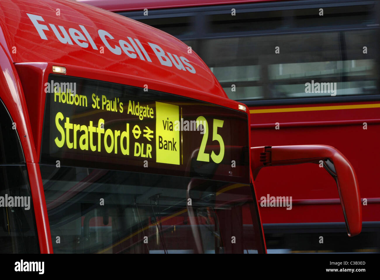 Fuel Cell bus in London Stock Photo - Alamy