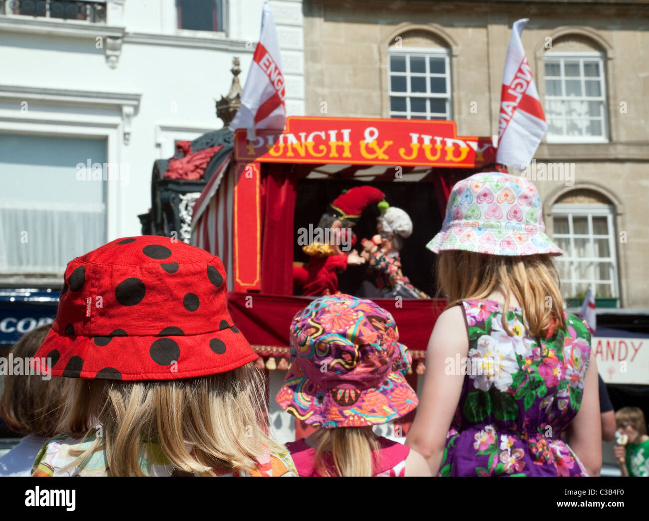 Children watching a Punch and Judy show at a fair, Wallingford town ...