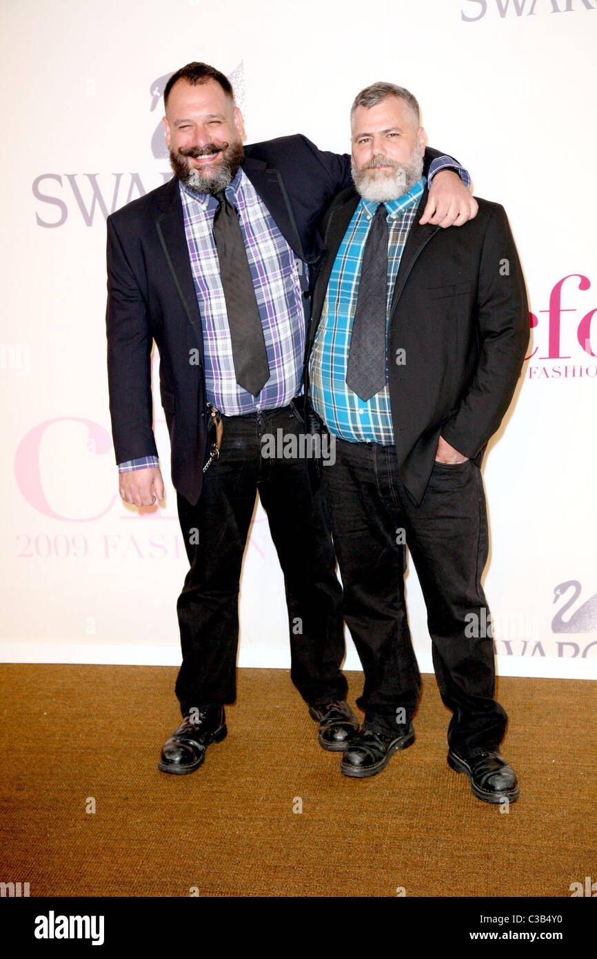 Robert Tagliapietra and Jeffrey Costello at the 2009 CFDA Fashion ...