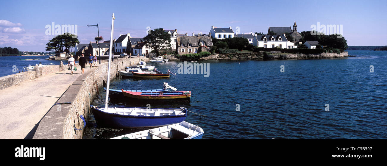 France, Morbihan, Saint Cado Island on the banks of the Etel river ...
