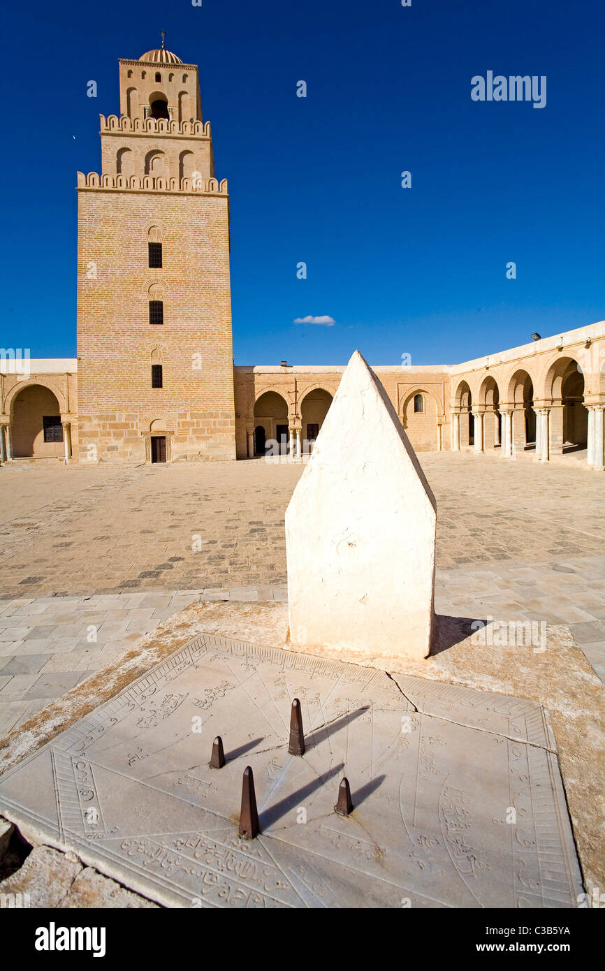 Islamic sundial hi-res stock photography and images - Alamy